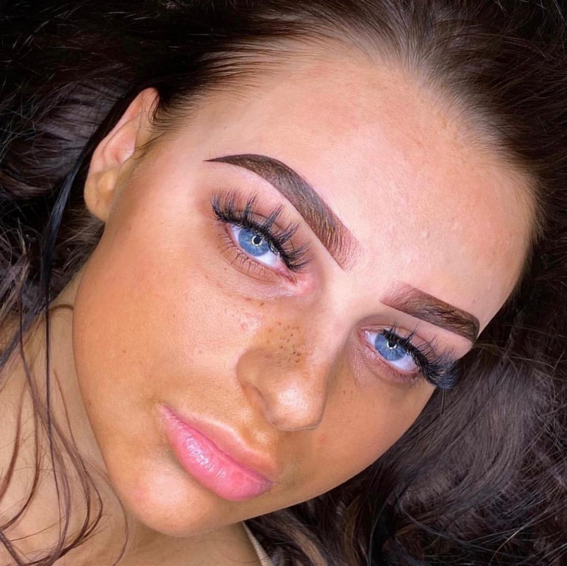 £2950 - Beginner Ombre Brows Course | In Person | 2 Days + Pre Study & – GgBrows